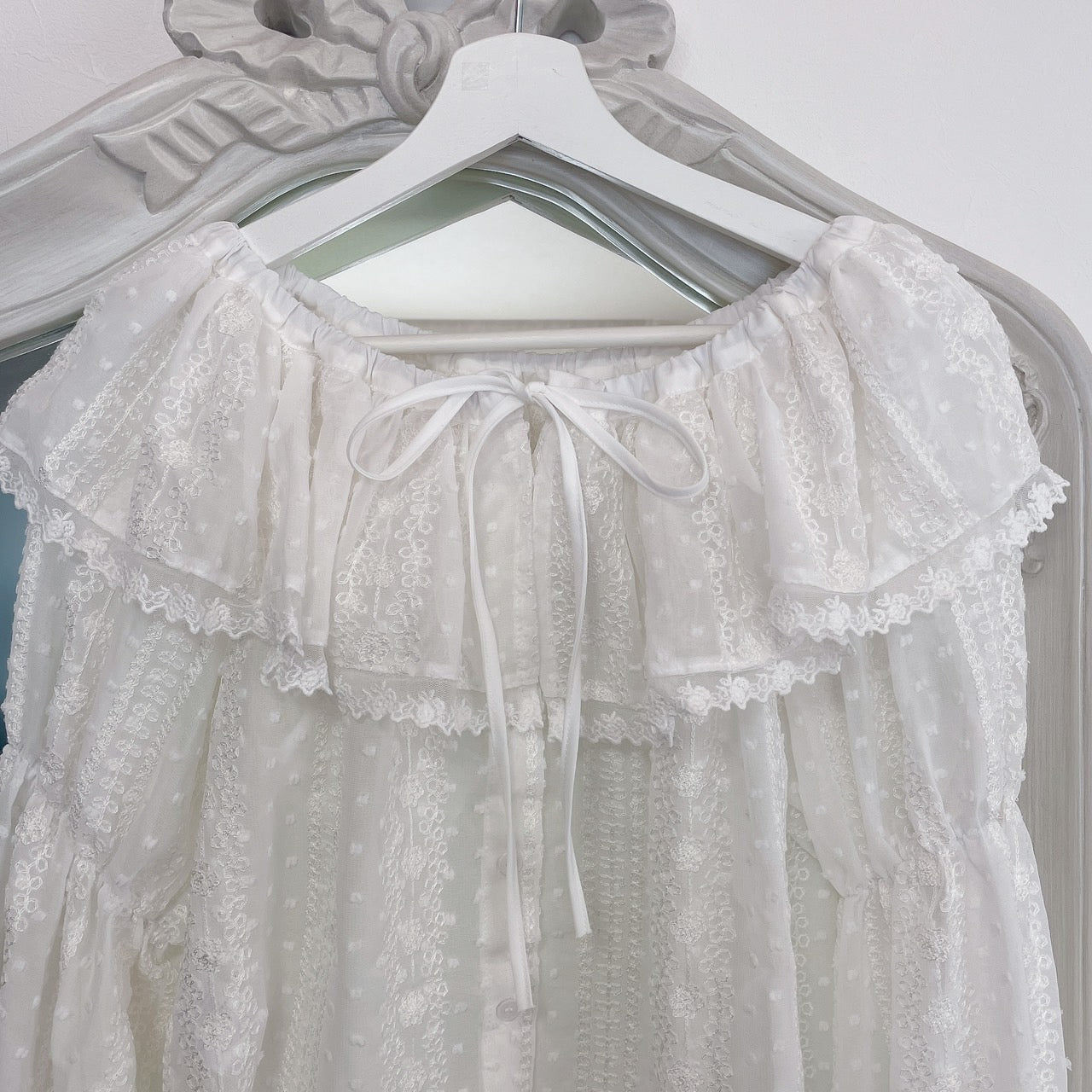 Shoulder Lace Blouse – MAISON MARBLE