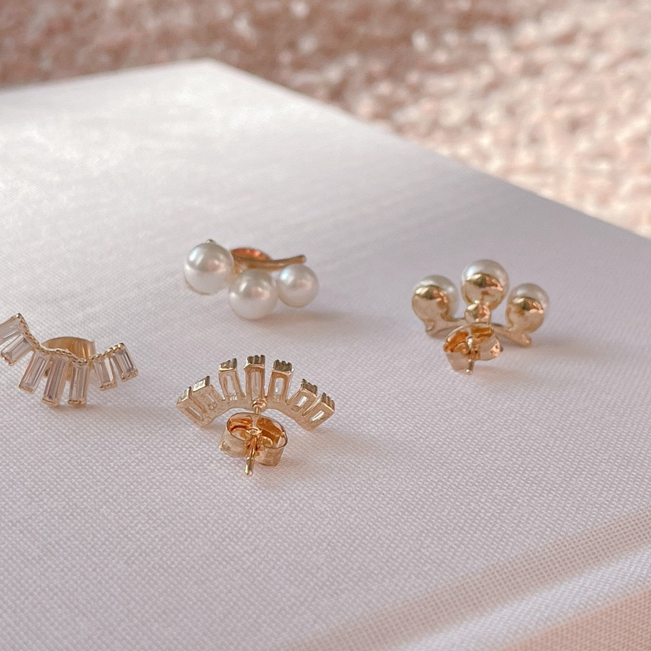 Smiley Crystal Pierce – MAISON MARBLE