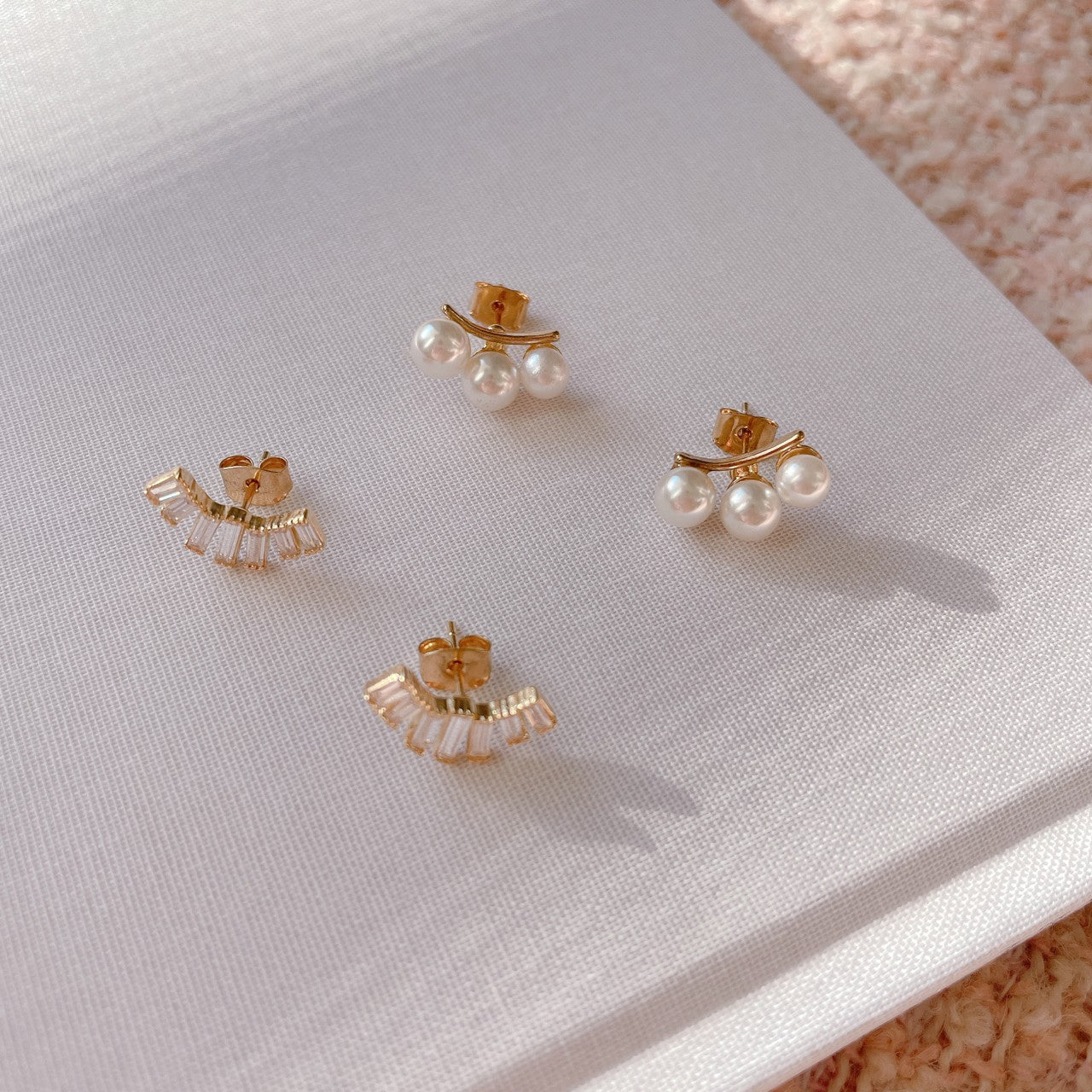 Smiley Crystal Pierce – MAISON MARBLE